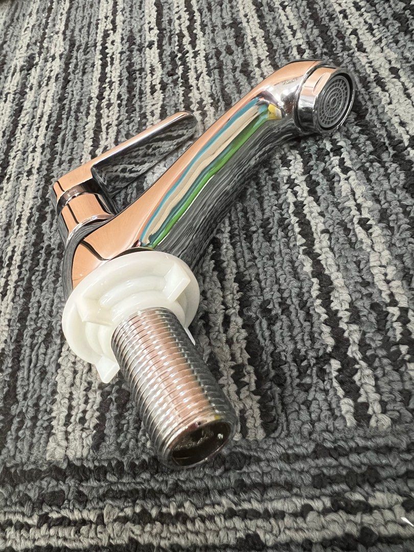 BELLANO Single lever basin pillar water tap (polish), Furniture & Home ...