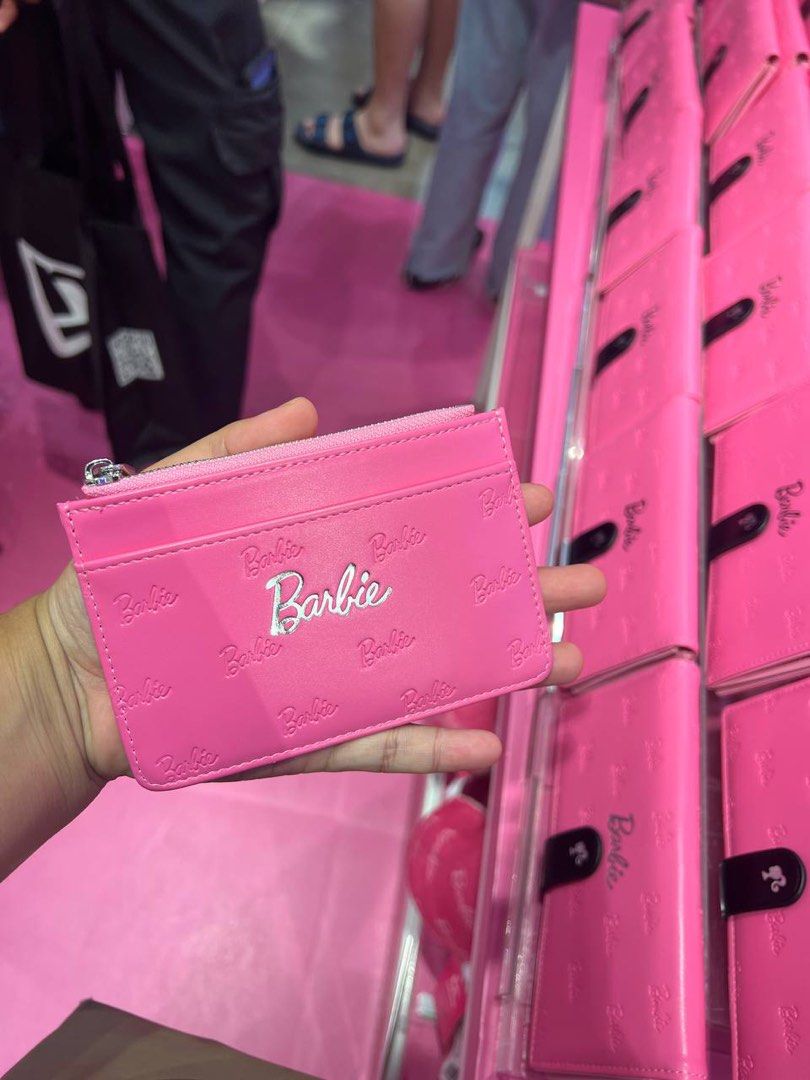 CARD HOLDER MINISO BARBIE, Women's Fashion, Bags & Wallets, Wallets ...