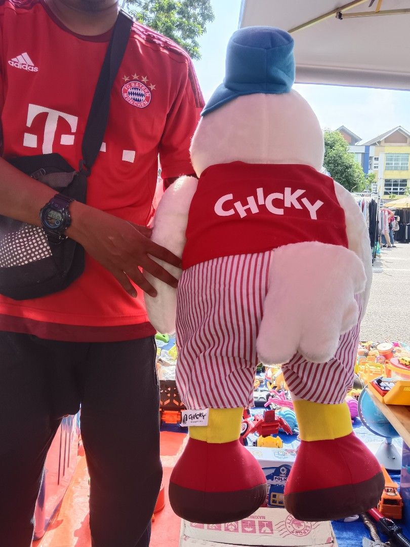Chicky kfc big size, Hobbies & Toys, Toys & Games on Carousell