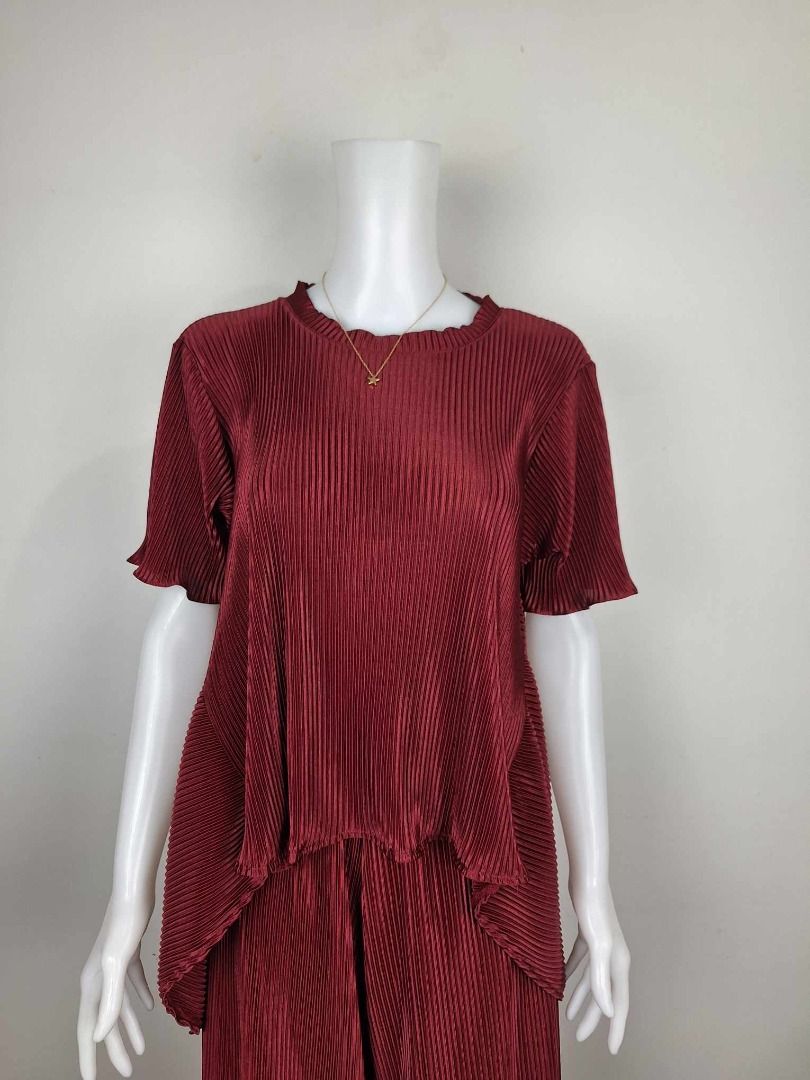 Co-ords 1-A (Dark red), Women's Fashion, Dresses & Sets, Sets or ...