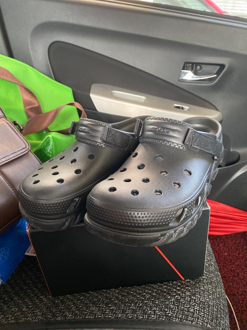 Crocs Duet MAX II CLOG, Men's Fashion, Footwear, Flipflops and Slides ...