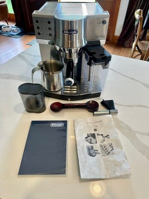 Delonghi Coffee Machine EC860, TV & Home Appliances, Kitchen Appliances ...