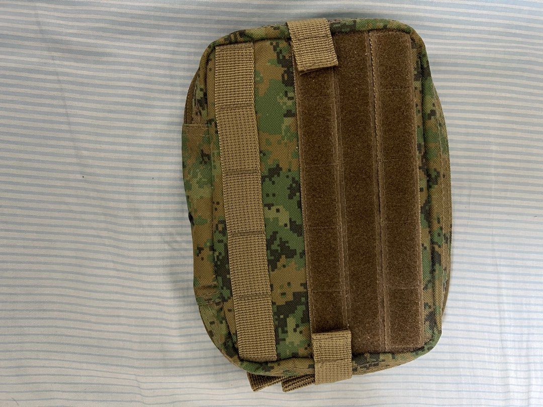 SAF DG Map Trekker pouch, Men's Fashion, Bags, Belt bags, Clutches and ...