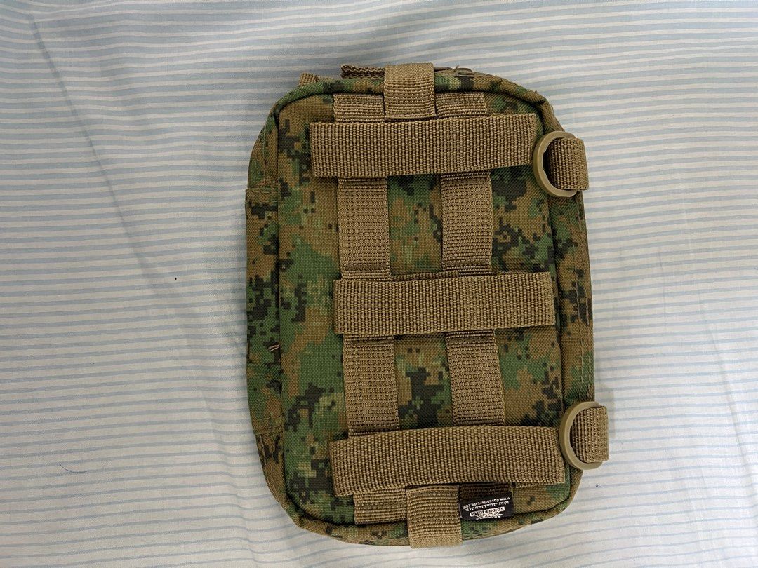 SAF DG Map Trekker pouch, Men's Fashion, Bags, Belt bags, Clutches and ...