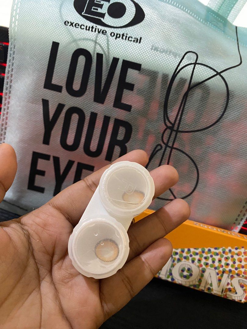 EO flexwear contact lens in sienna, Beauty & Personal Care, Vision Care ...