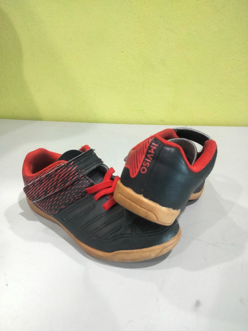 FUTSAL KID SHOE IMVISO DECATHLON RED/BLACK, Babies & Kids, Babies ...