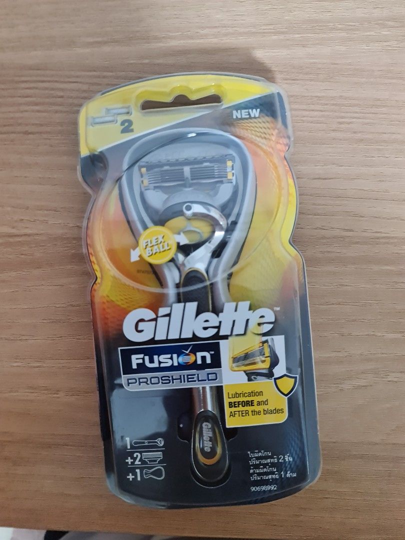 Gillette Fusion Proshield $20, Beauty & Personal Care, Men's Grooming ...