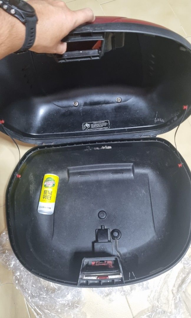 Givi Simply E450N 45L top box w backrest & mounts, Motorcycles ...