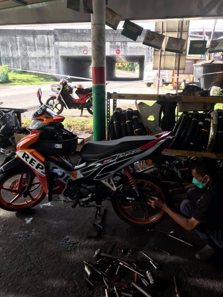 HONDA DASH 125 REPSOL EDITION (2019), Motorbikes on Carousell