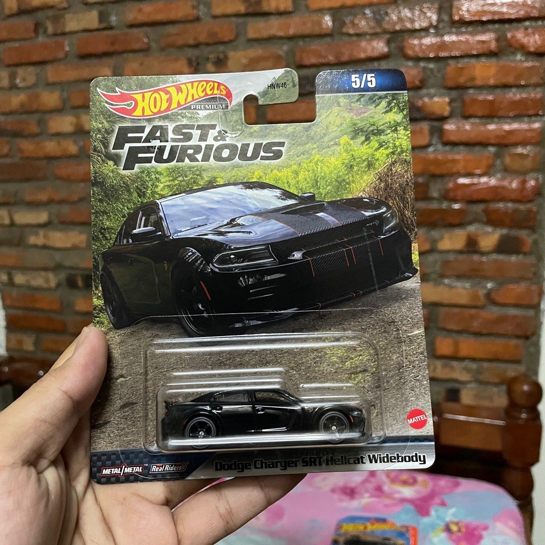 Hotwheels premium fnf fast and furious dodge charger hellcat SRT, Toys ...