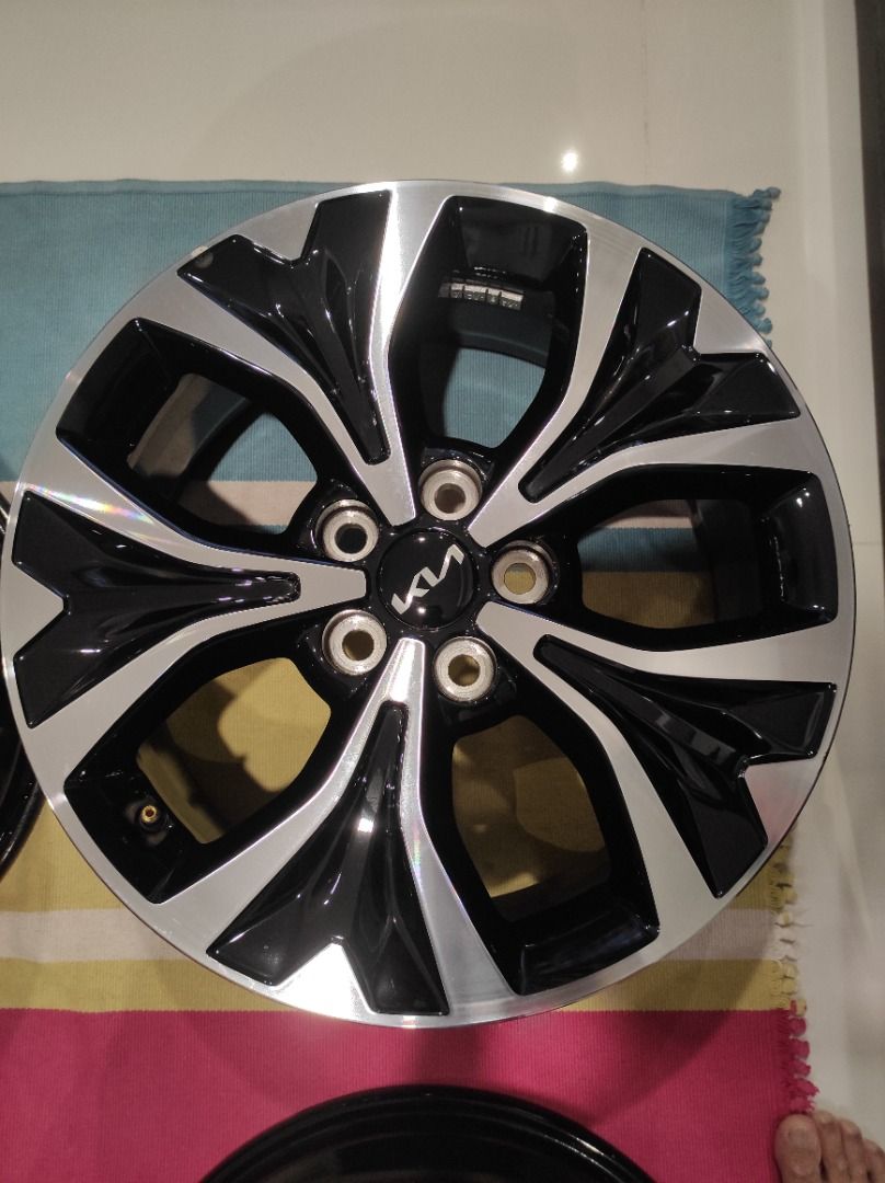 Kia 18 inch, Car Accessories, Tyres & Rims on Carousell