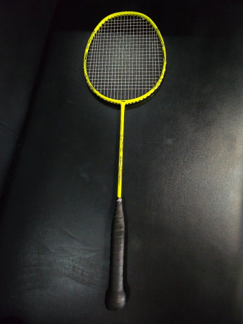 Lining TBH Legend 4u head heavy racket racquet, Sports Equipment ...