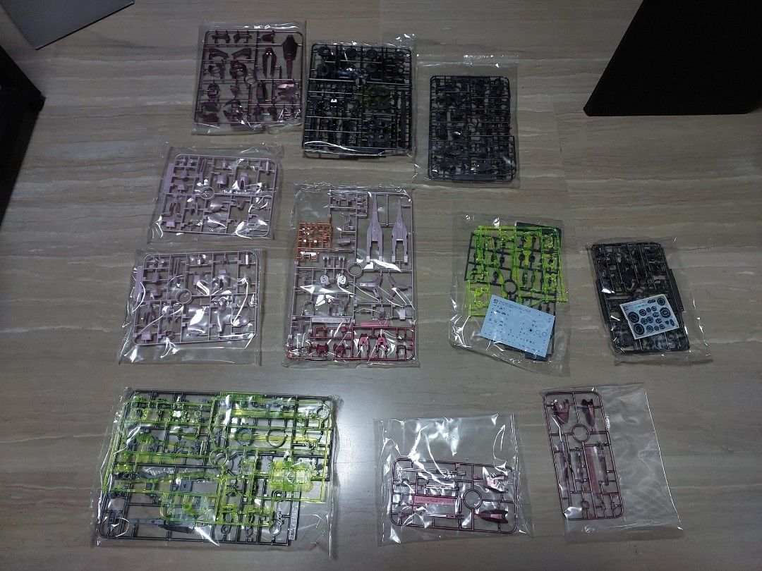 MG Gundam 00 QAN(T) (TRANS ARMS MODE) (SPECIAL COATING), Hobbies & Toys ...