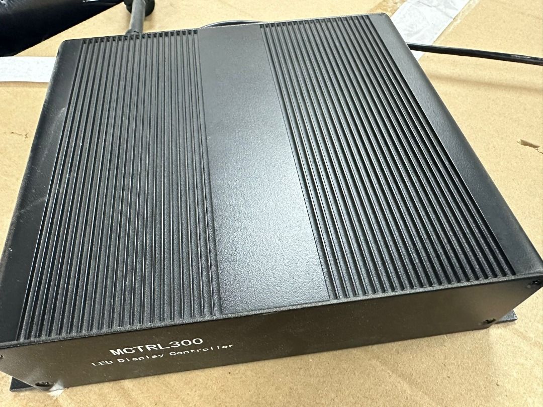 NovaStar - MCTRL300, 音響器材, 其他音響配件及設備 - Carousell