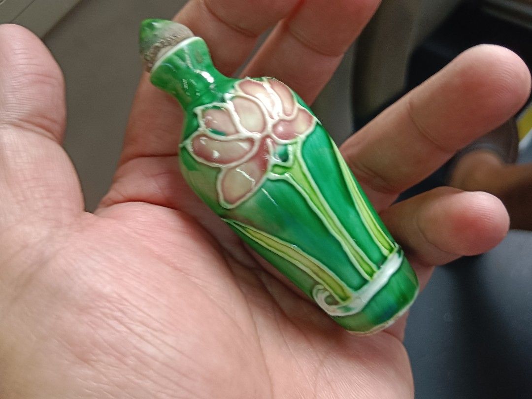 Old snuff bottle, Hobbies & Toys, Memorabilia & Collectibles, Vintage ...