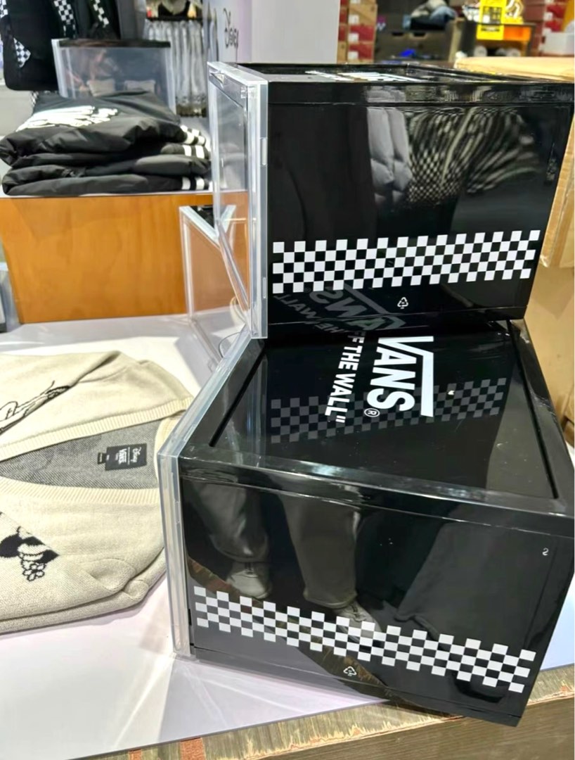Original Vans Family Magnetic Storage Shoe Box, Furniture & Home Living ...