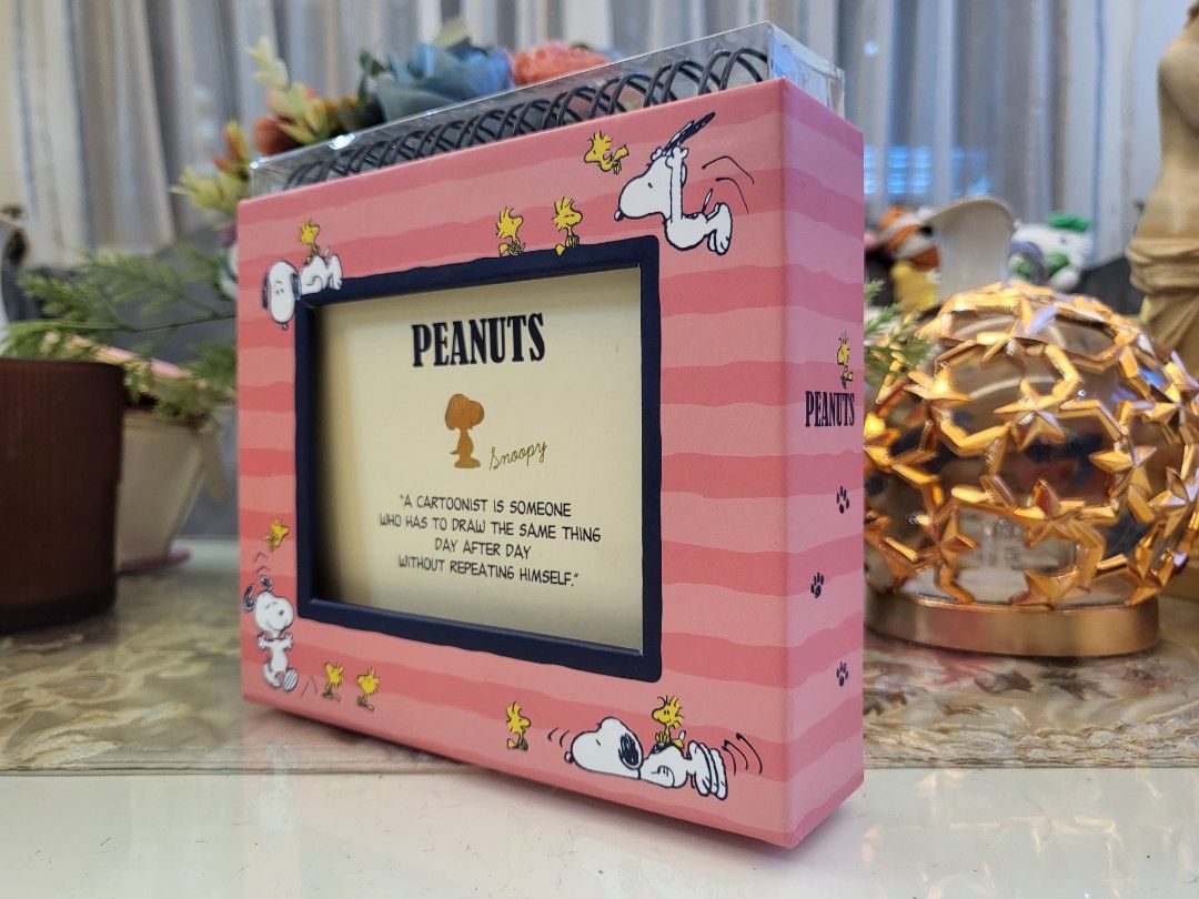 Peanuts Snoopy Photo Album, Hobbies & Toys, Toys & Games on Carousell