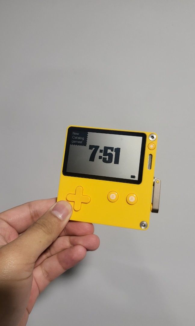 Playdate Handheld Gaming Console + Cover, Video Gaming, Video Game ...