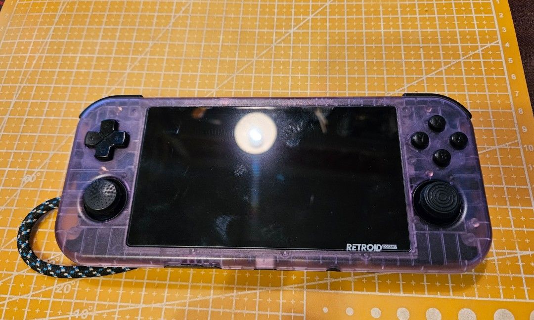 Retroid Pocket 3+ Handheld Retro Gaming System Clear Purple, Video ...
