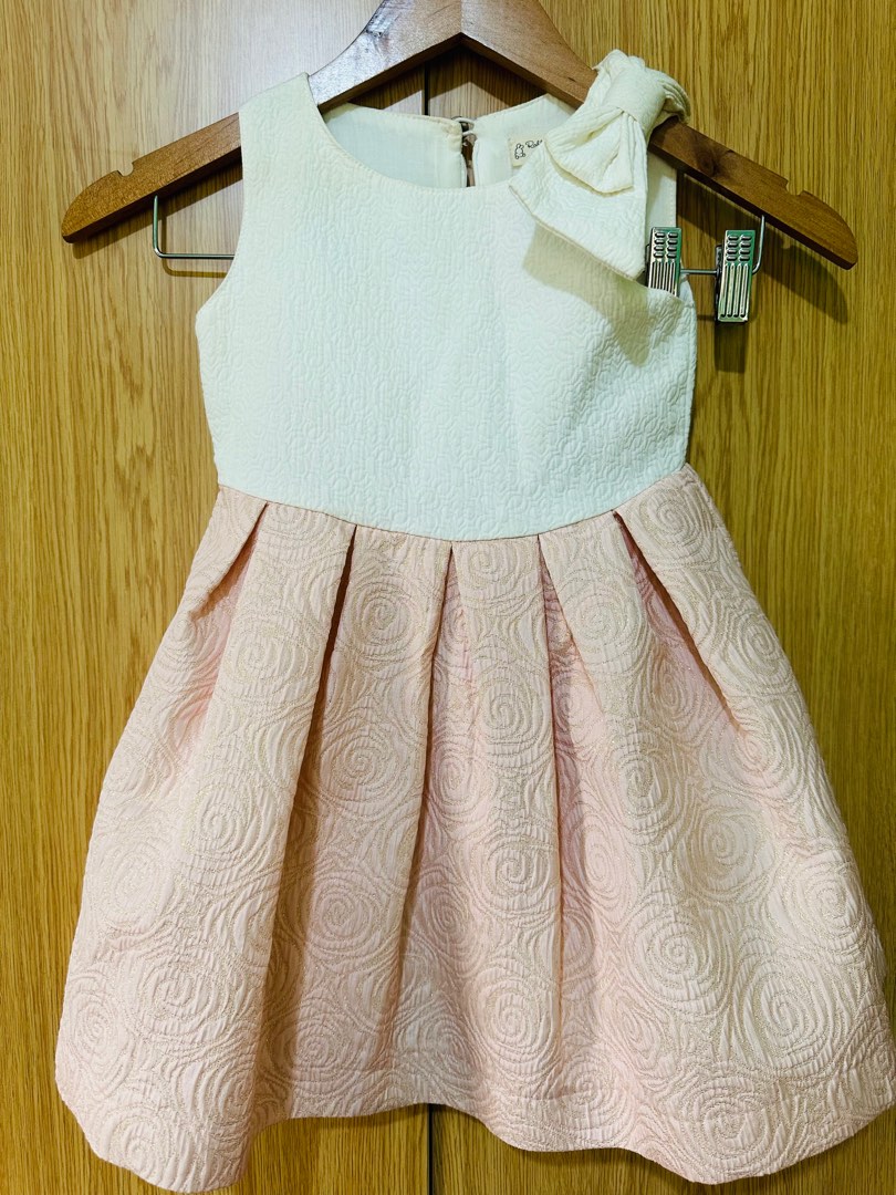 Robby Rabbit dress, Babies & Kids, Babies & Kids Fashion on Carousell