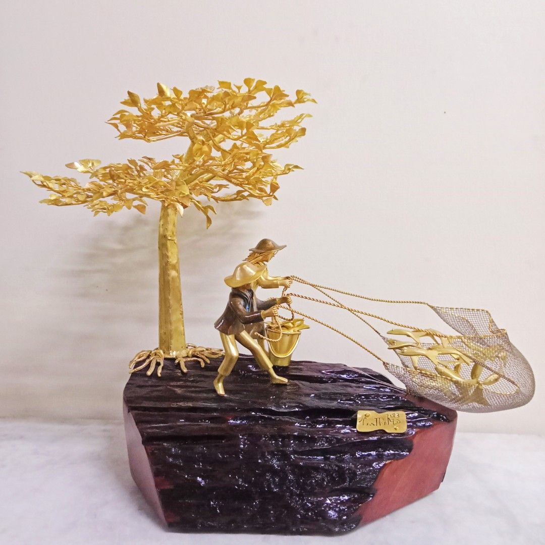 Ronald Castrillo's Artworks/Sculptures, Everything Else, Looking For on ...