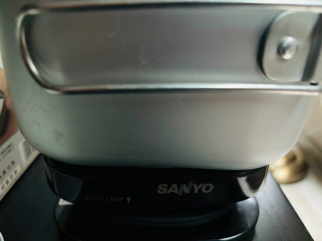 Sanyo travel cooker, TV & Home Appliances, Kitchen Appliances, Cookers ...