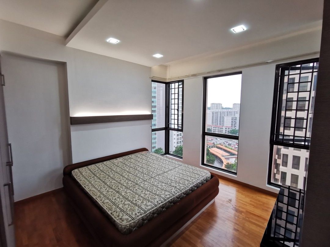 Master bedroom @ Seasons View, Property, Rentals, Condos & ECs on Carousell