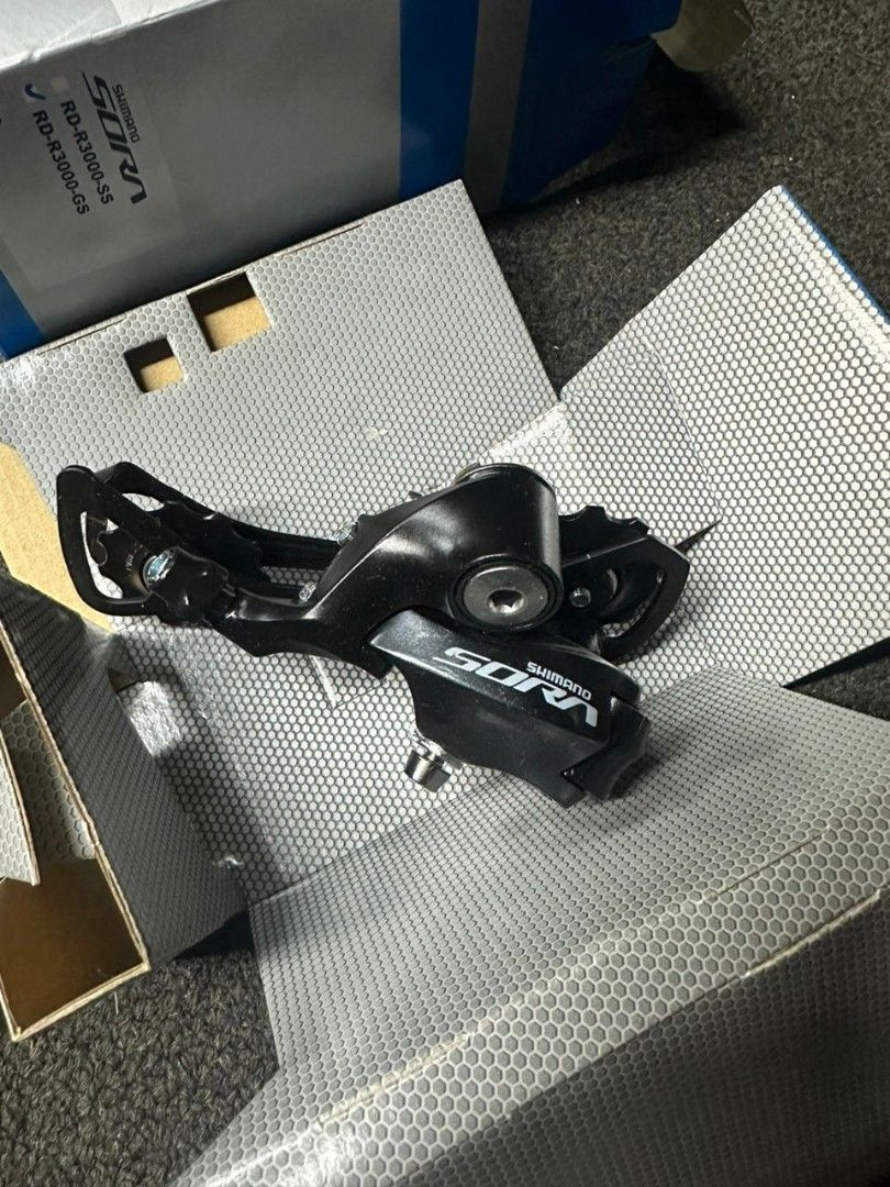 Shimano Sora Rd R3000 9speed, Sports Equipment, Bicycles & Parts ...