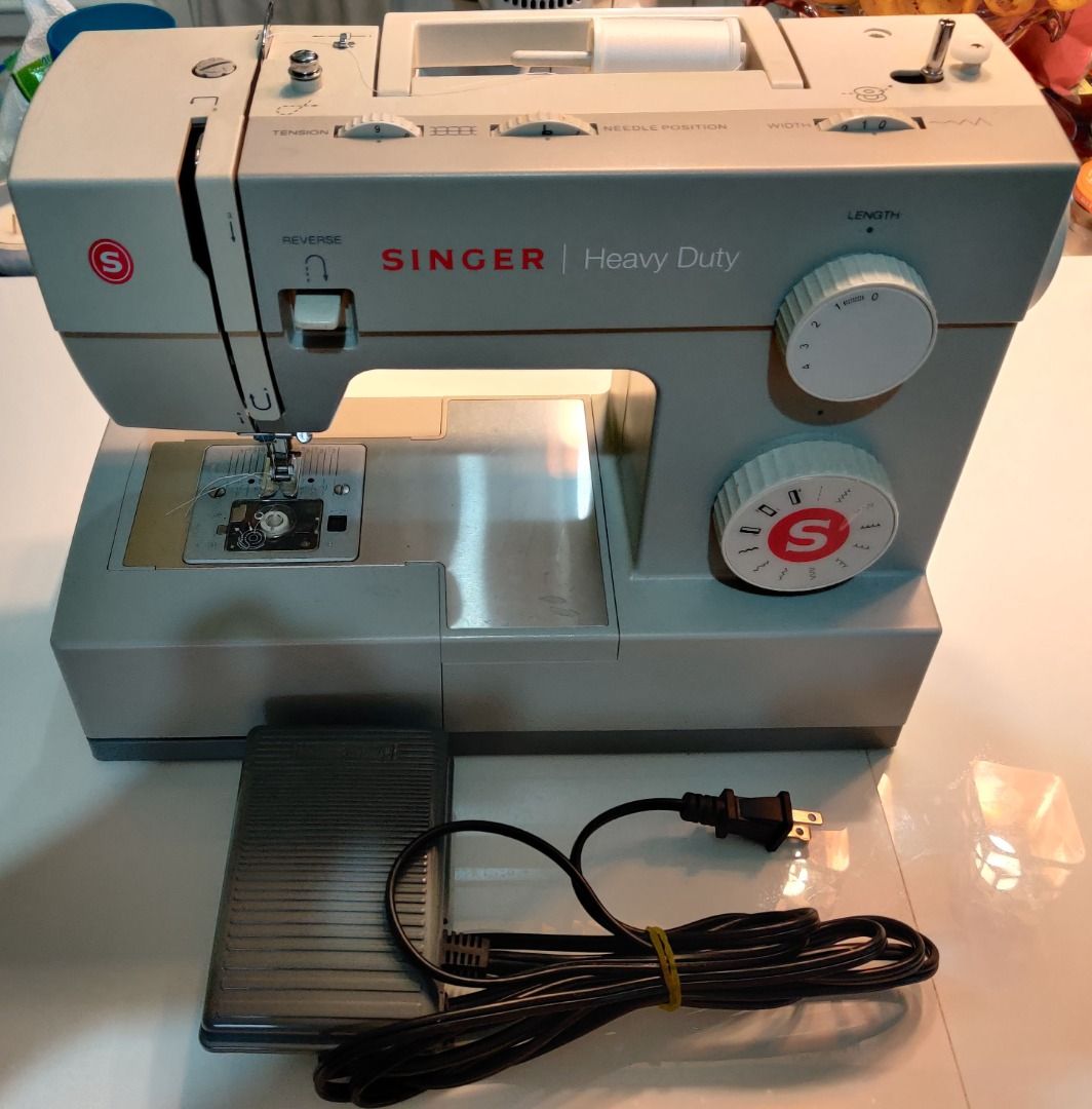 Singer Heavy Duty 4411 Sewing Machine, TV & Home Appliances, Other Home ...