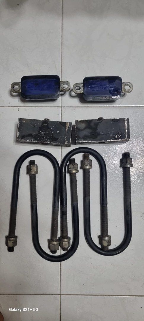 solid block and kyb absorber, Car Accessories, Accessories on Carousell