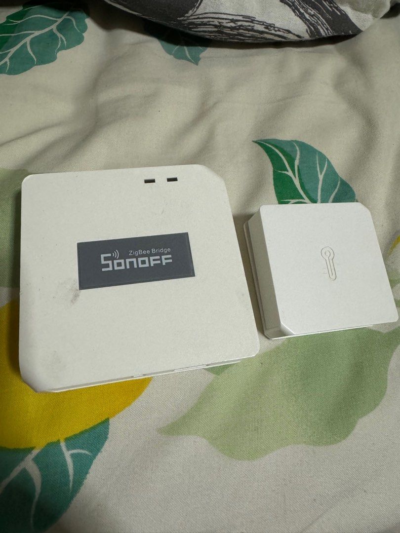 Sonoff Zigbee Bridge & Temperature and Humidity Sensor, TV & Home ...