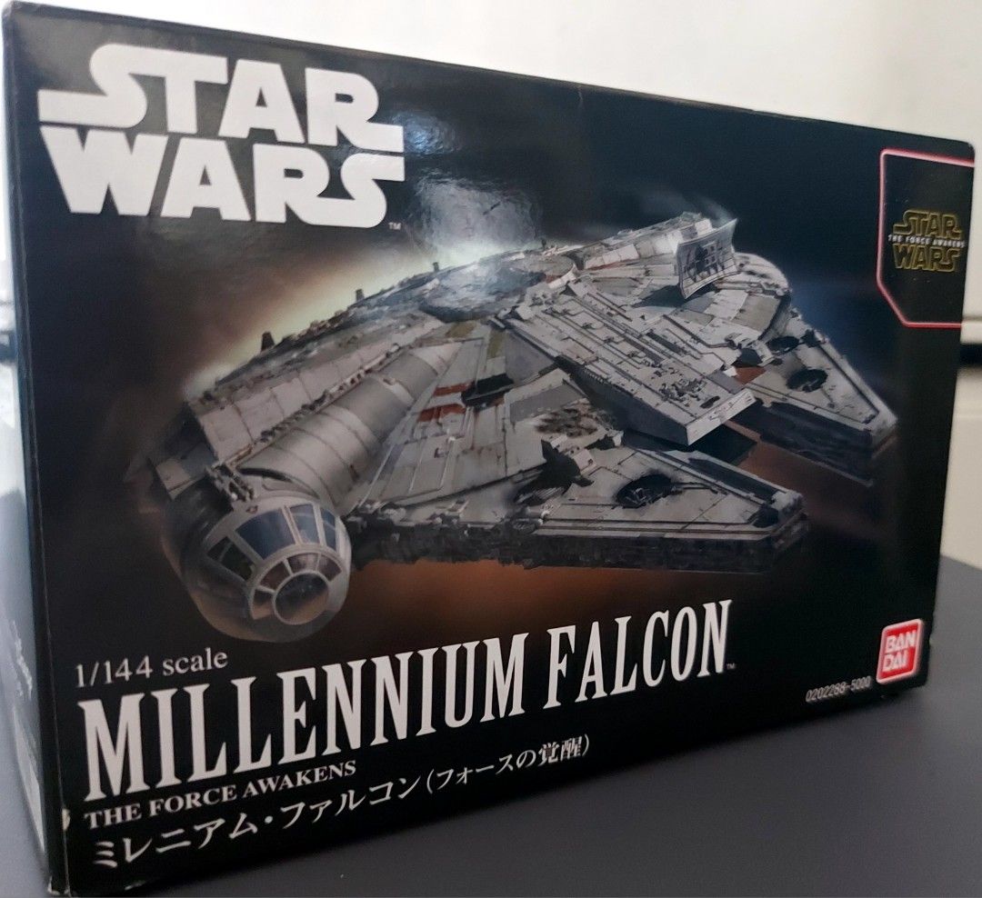 Star Wars Bandai Millenium Falcon 1:144 Scale Vehicle Ship Figure Toys ...