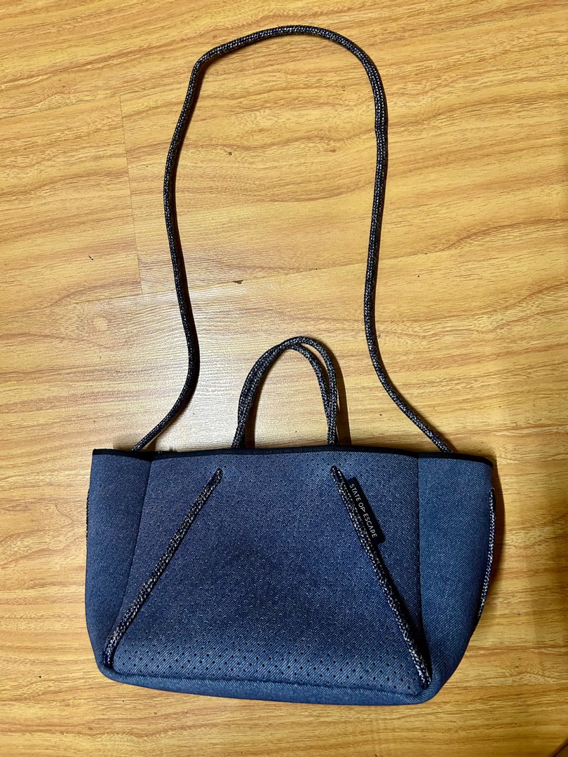 State of Escape 2way Bag, Women's Fashion, Bags & Wallets, Cross-body ...
