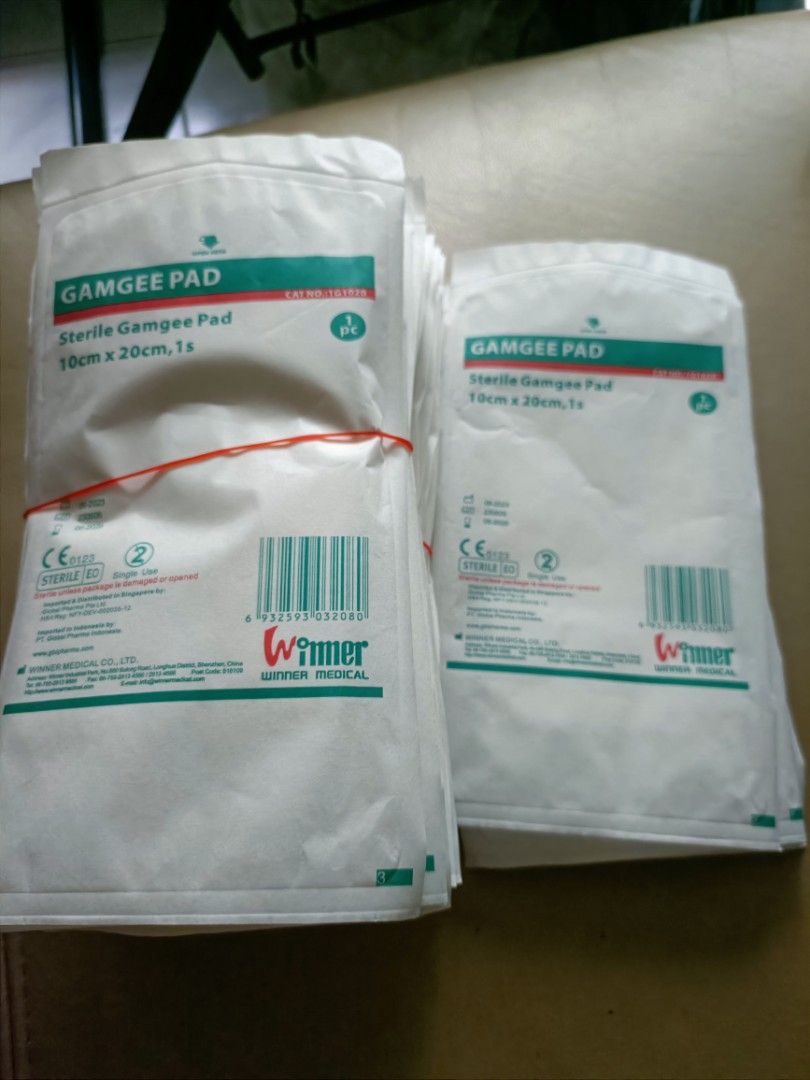 Sterile Gamgee Pad - 23 pieces, Health & Nutrition, Medical Supplies ...