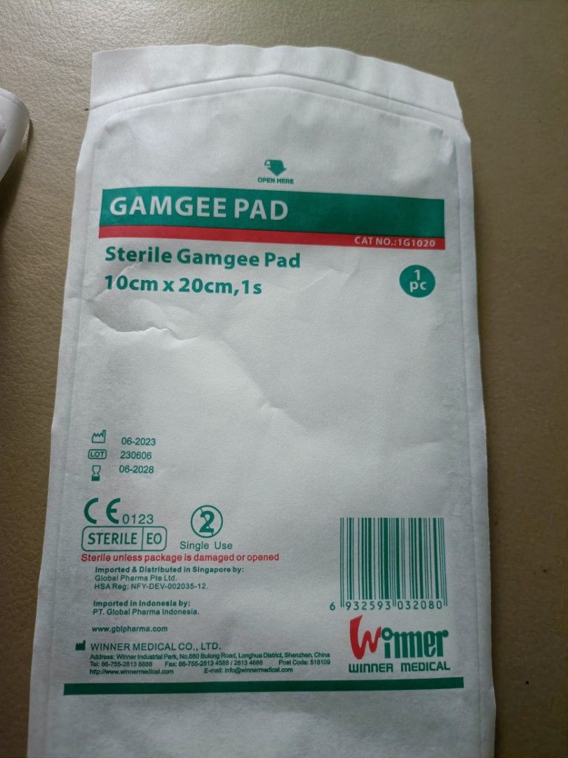 Sterile Gamgee Pad - 23 pieces, Health & Nutrition, Medical Supplies ...