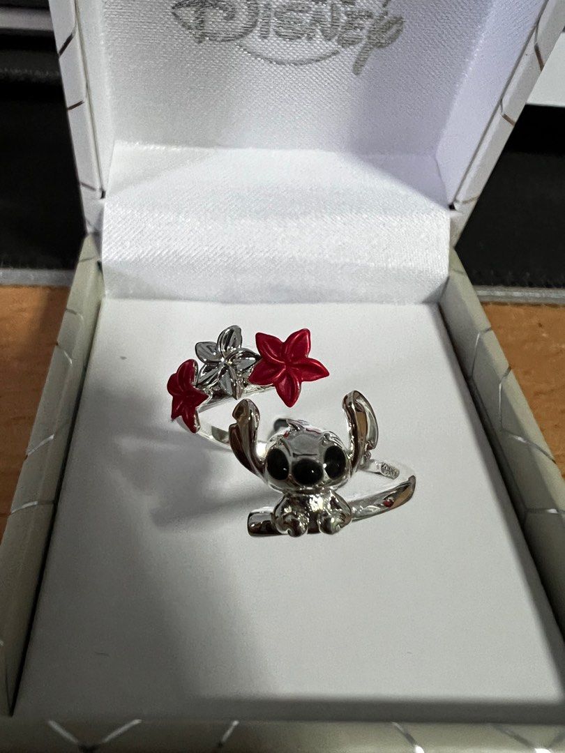 Stitch Ring, Women's Fashion, Jewelry & Organisers, Rings on Carousell