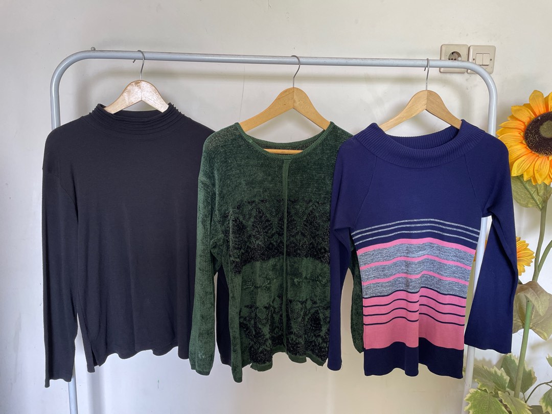 Take all 45rb Baju Lengan panjang wanita, Fesyen Wanita, Pakaian Wanita, Atasan di Carousell