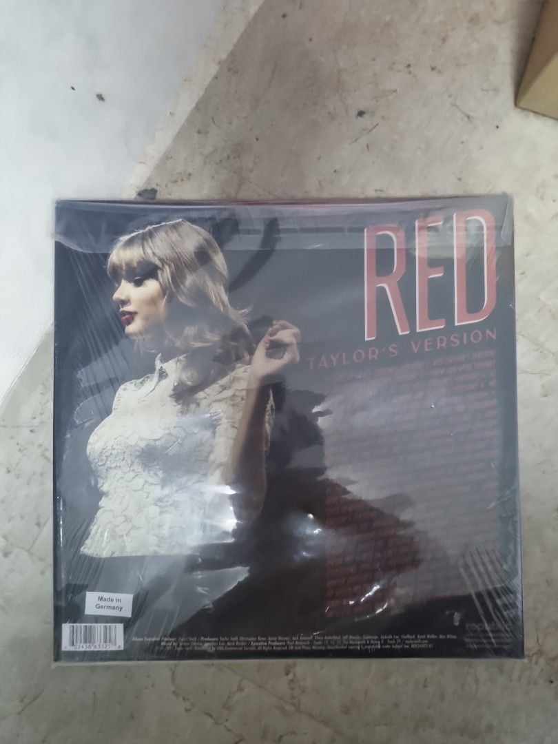 Taylor Swift RED Vinyl, Hobbies & Toys, Music & Media, CDs & DVDs on ...