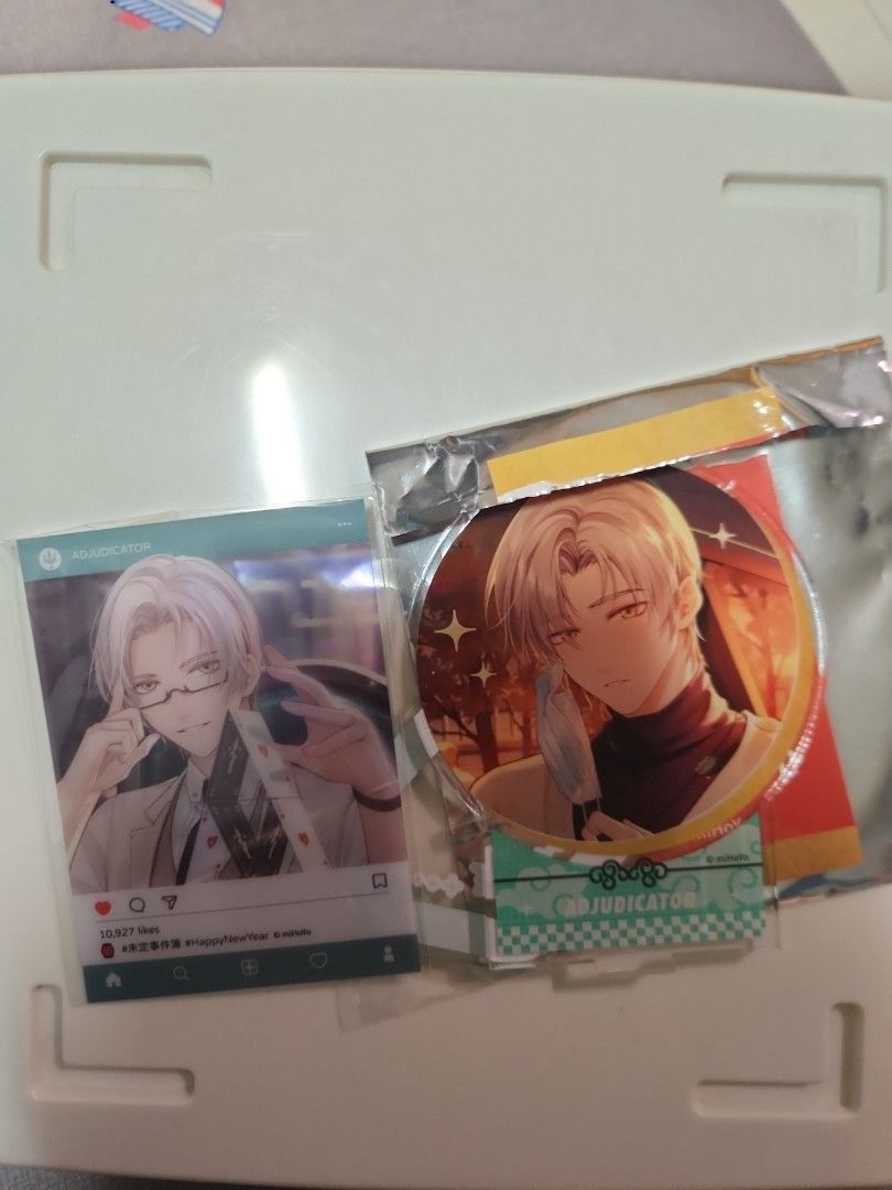 Tears of Thermis - Vyn collection card and Aryclic Stand, Hobbies ...