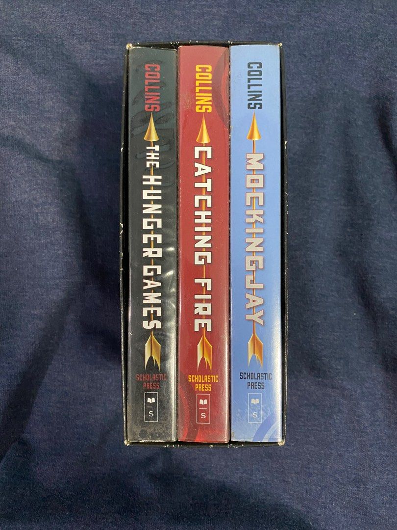 The Hunger Games Trilogy, Hobbies & Toys, Books & Magazines, Fiction ...