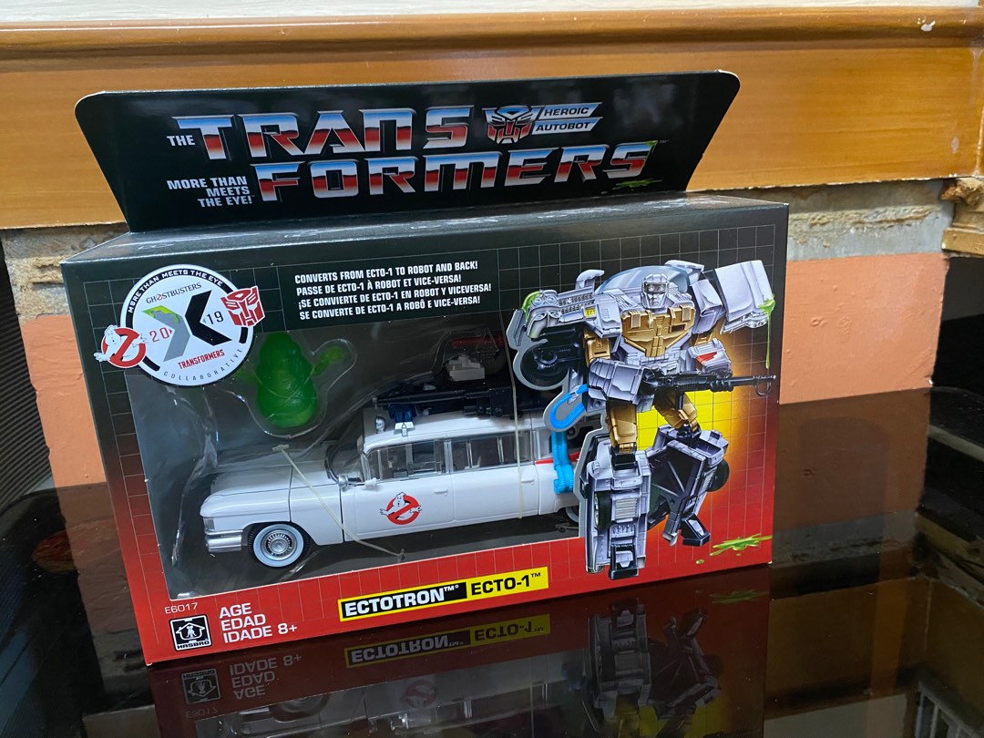 Transformers Ghostbusters Ectotron Ecto-1 action figure in stock Sdcc ...
