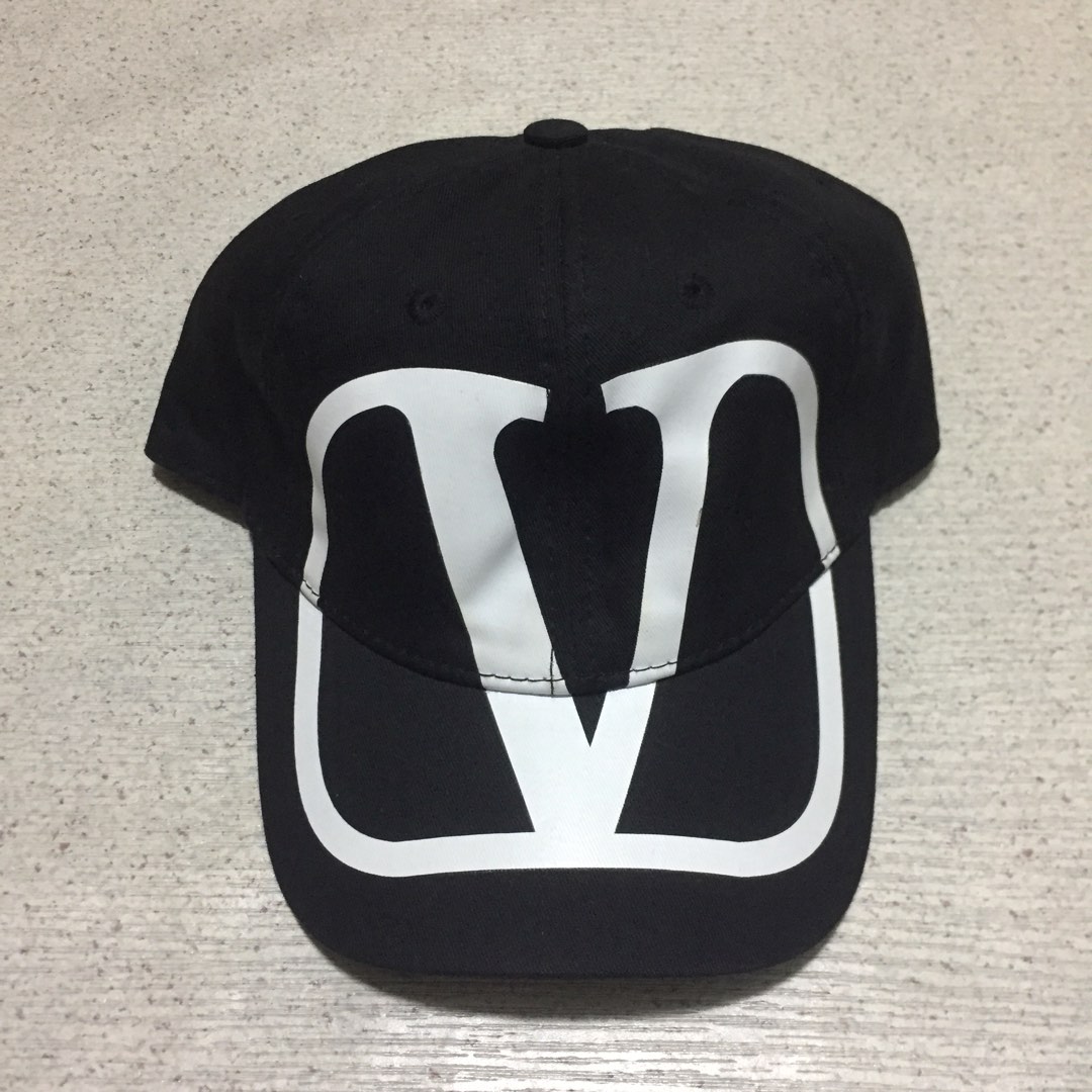 Valentino Garavani Cap, Men's Fashion, Watches & Accessories, Caps ...