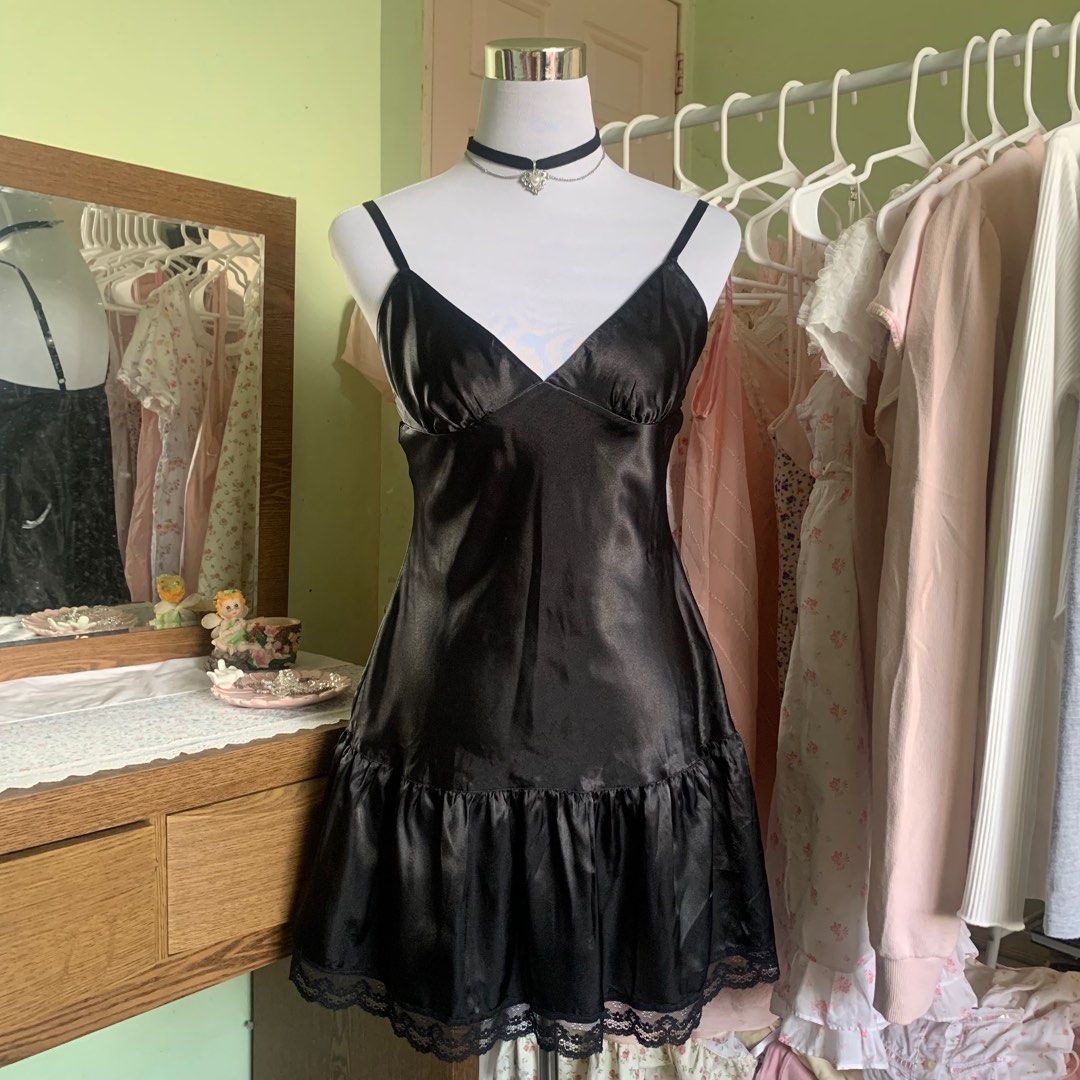 vamp coquette set red and black vintage, Women's Fashion, Dresses ...