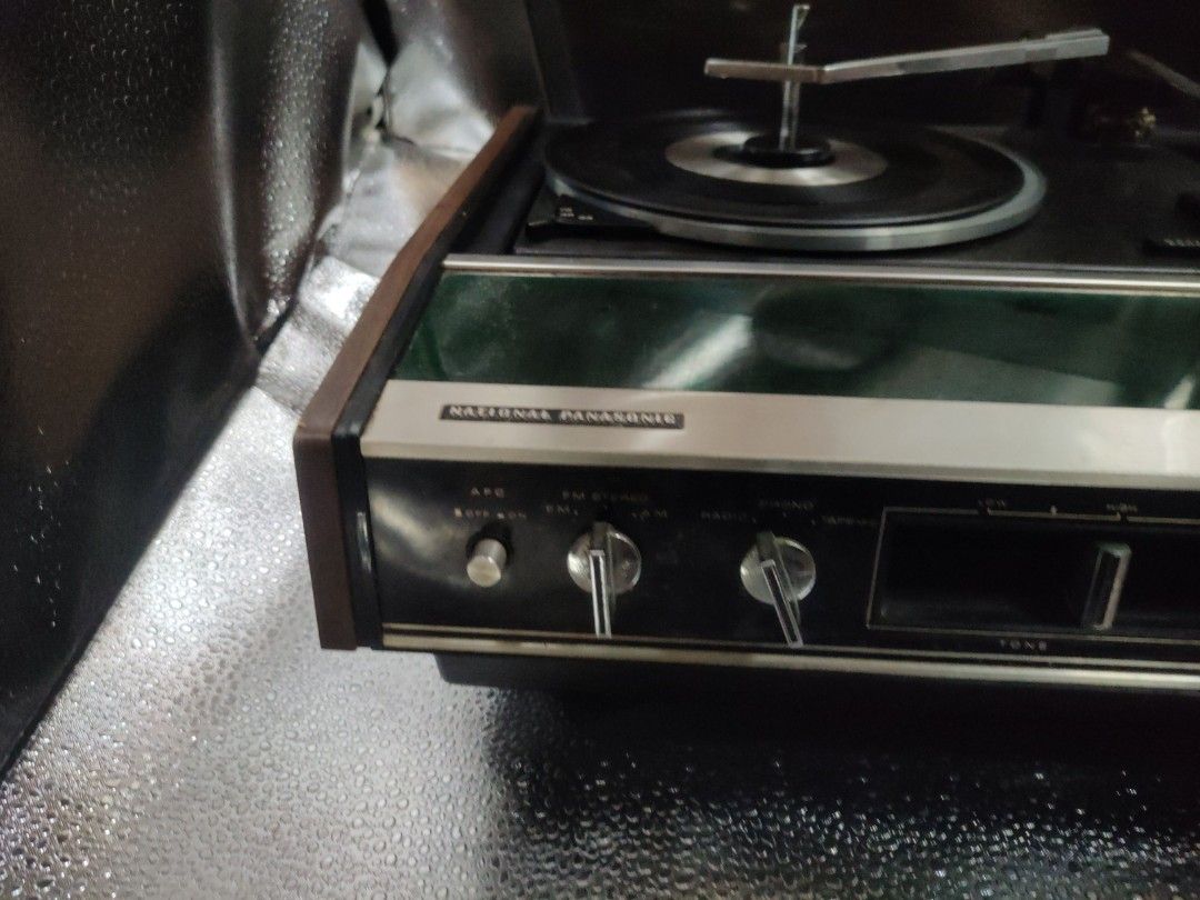 Vintage National Panasonic Turntable/Tuner/Cassette Player, Audio ...