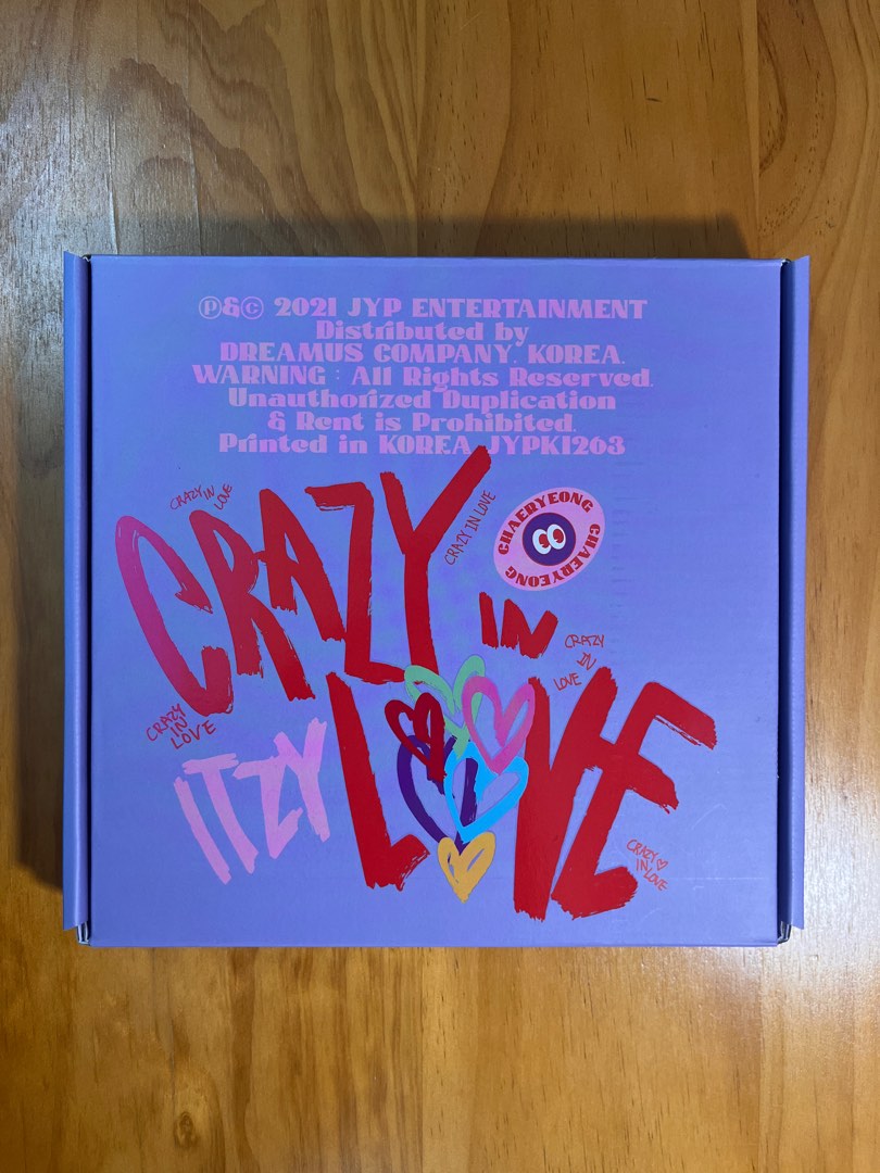 WTS Itzy Crazy in Love Album (Chaeryeong Ver.), Hobbies & Toys ...