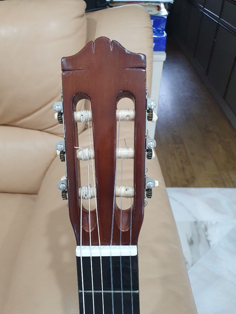 Yamaha CM-40 Classical Guitar, Hobbies & Toys, Music & Media, Musical ...