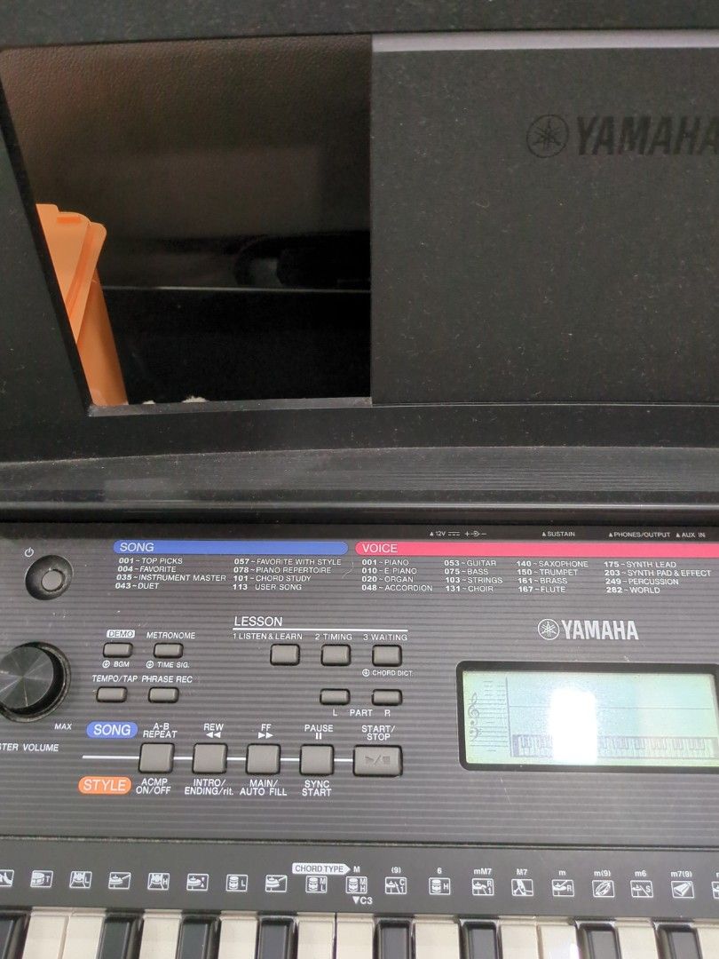 Yamaha Keyboard PSR-E263, Hobbies & Toys, Music & Media, Musical ...
