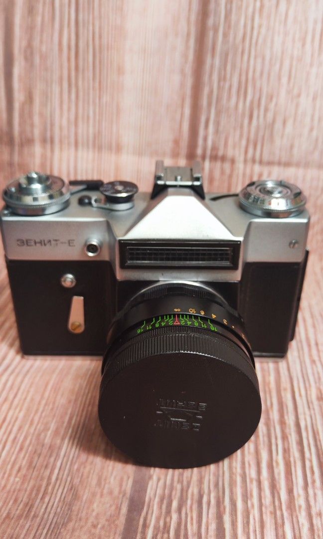 Zenit-e film camera kit with Helios, Photography, Cameras on Carousell