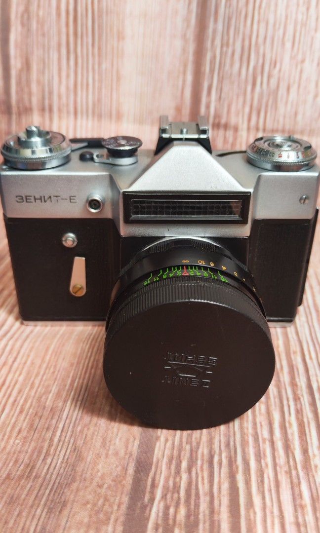 Zenit-e film camera kit with Helios, Photography, Cameras on Carousell