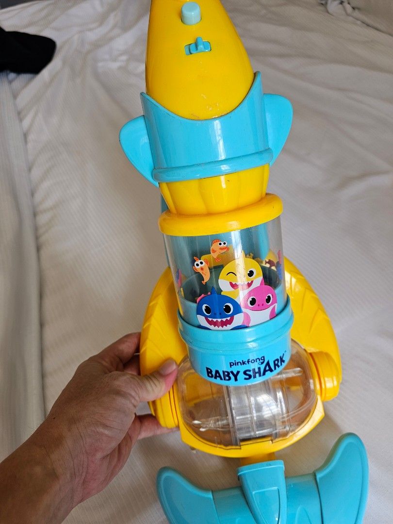 Baby shark vacuum